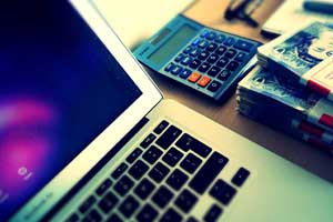 6 Best Laptops for Investment Banking in 2022 + Buyer’s Guide | PL